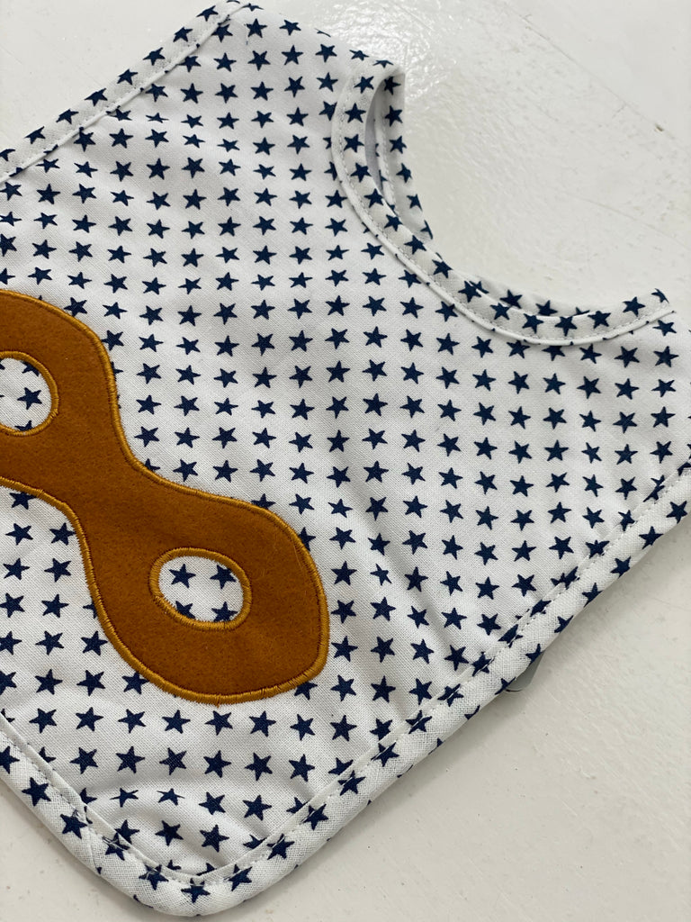 hero mask bib- navy star – mamapapa