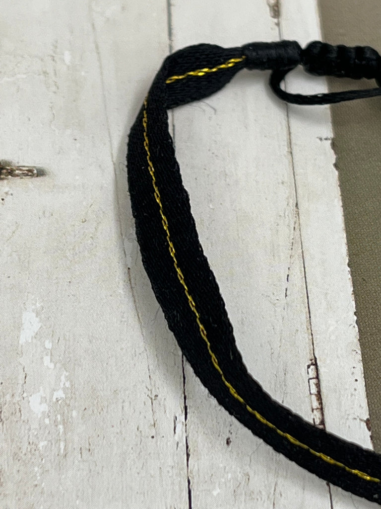 Black and gold string bracelet – mamapapa