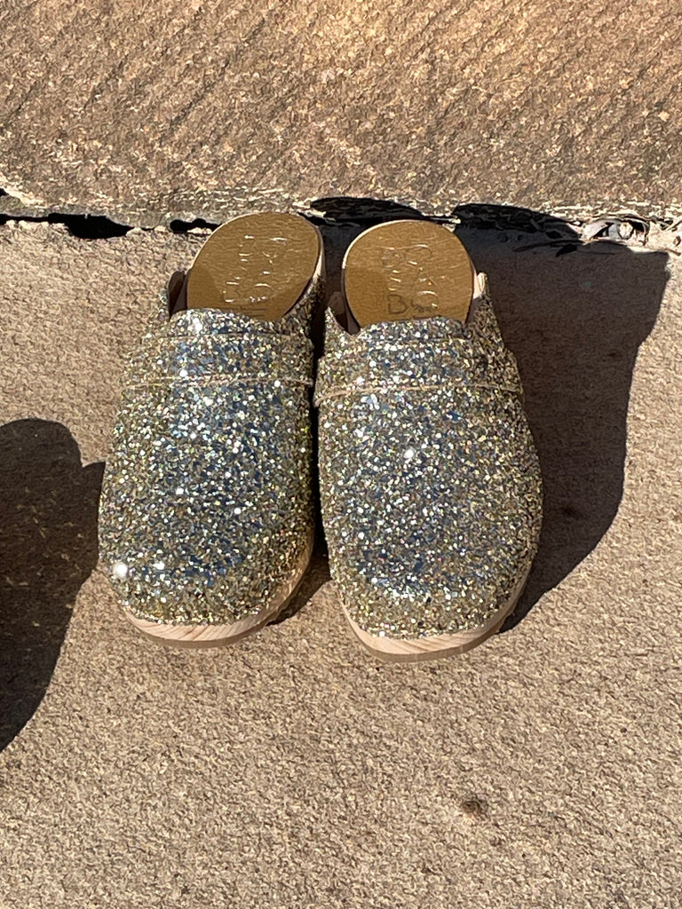 kid s glitter gold clogs de – mamapapa