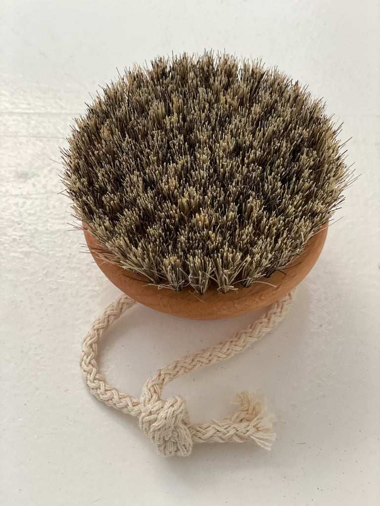 Massage brush hanging – mamapapa
