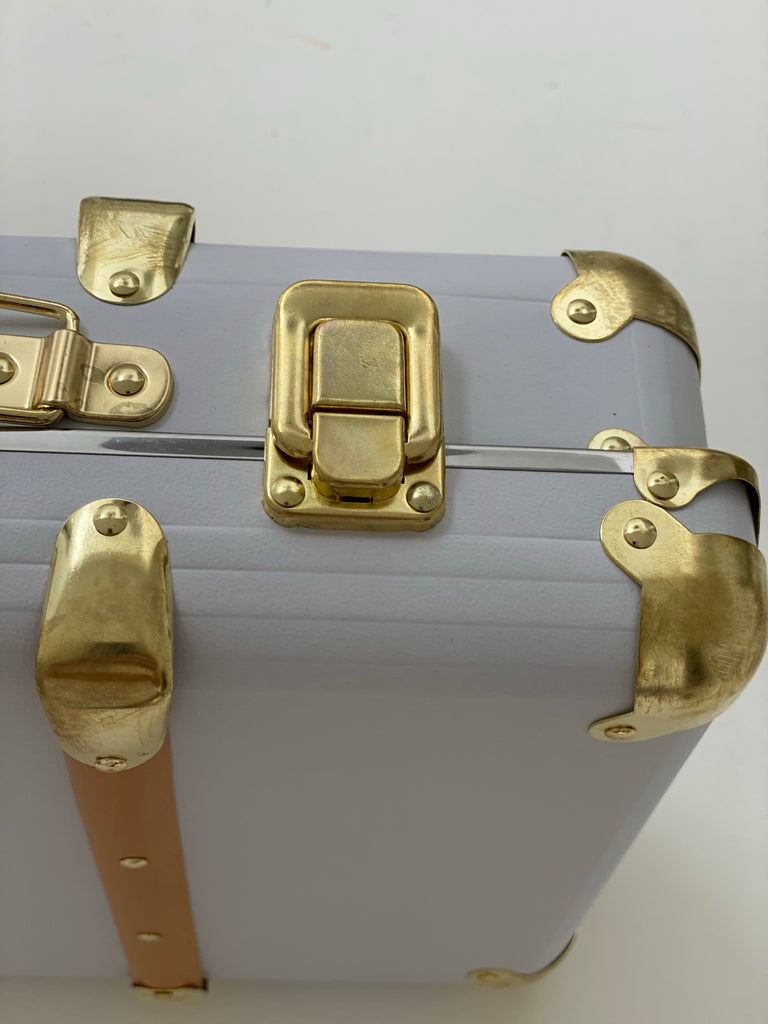 vintage style carry case- white – mamapapa